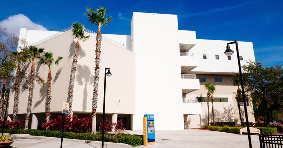 7 Reasons to Consider Attending a Community College | CollegeData